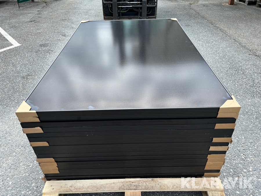 Paket Solceller Hyundai 405 W FB, Örebro, Klaravik auktioner