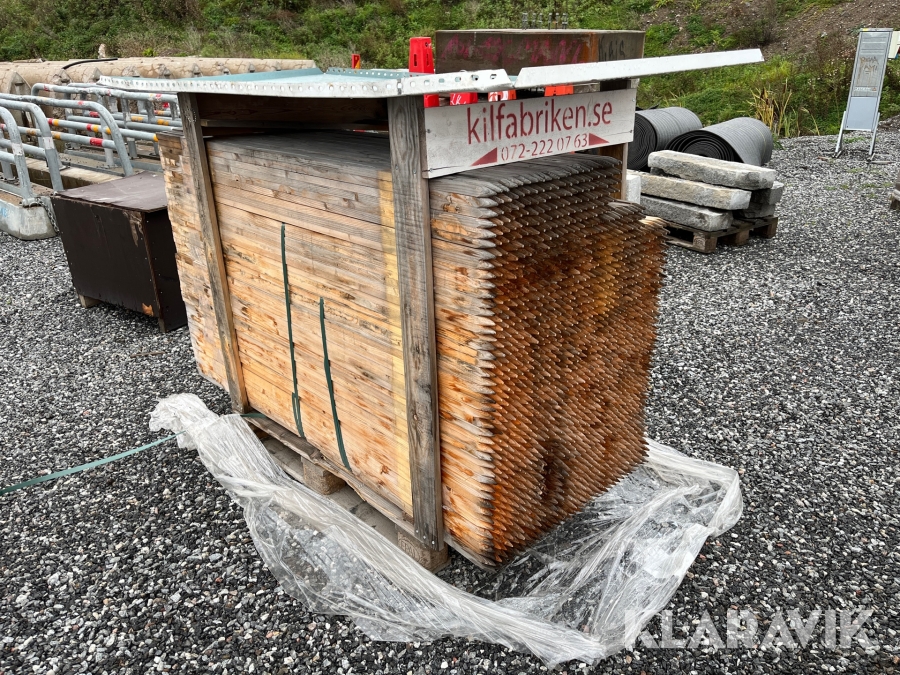 Pinnar, Vallentuna, Klaravik auktioner