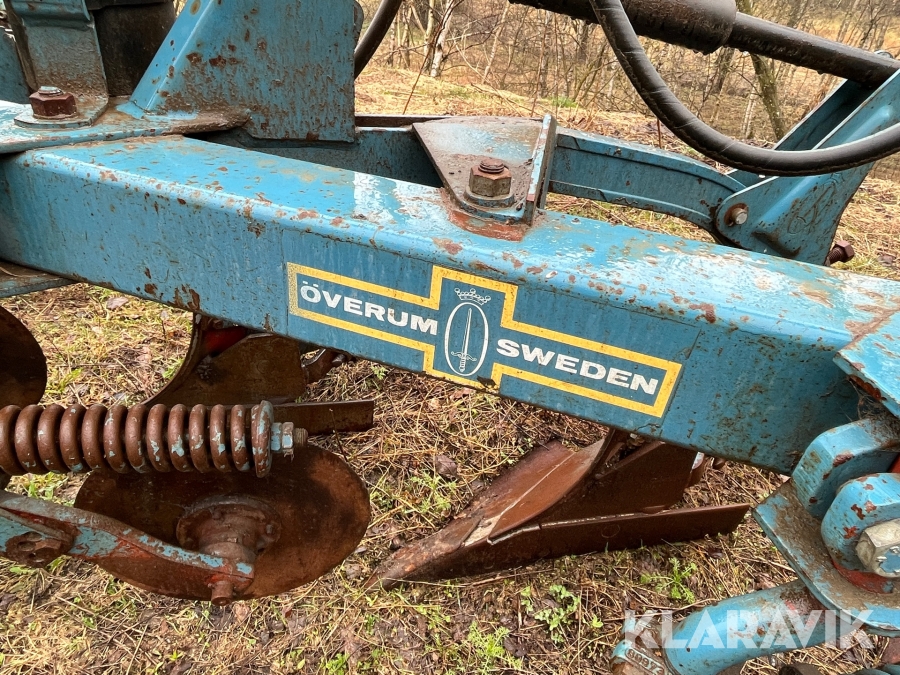 Plog Överum C487 H, Norrtälje, Klaravik auktioner