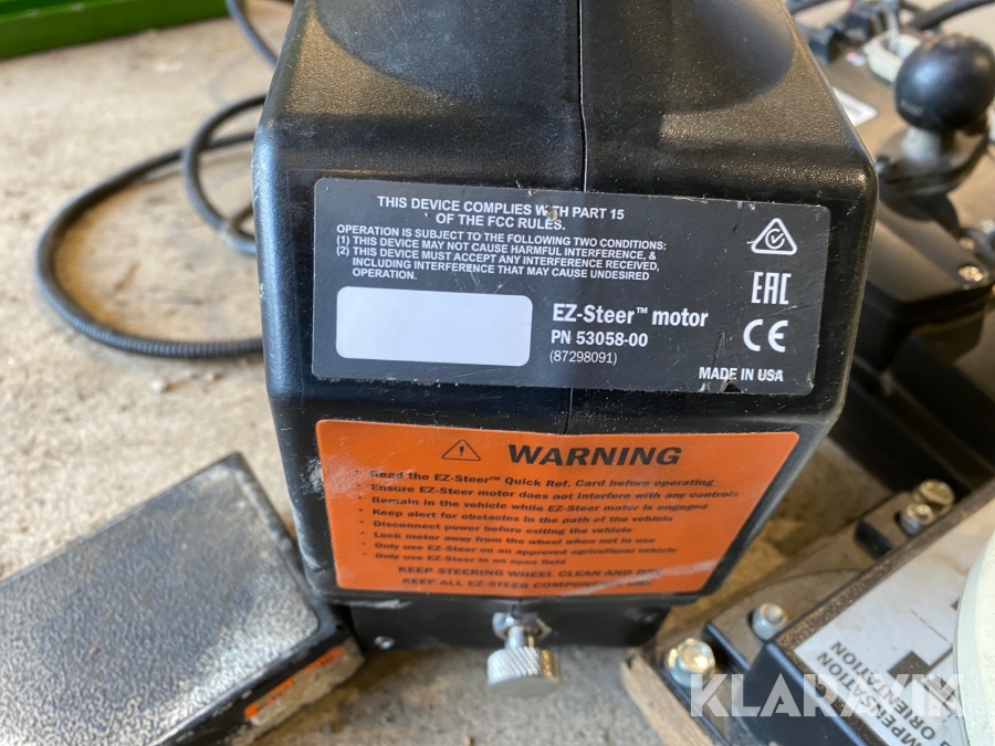 Klaravik Auktioner | GPS Trimble Cfx-750 med ez-steer