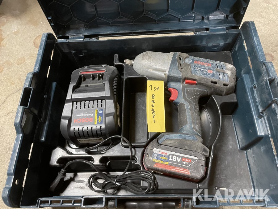 Klaravik Auktioner | Mutterdragare Bosch