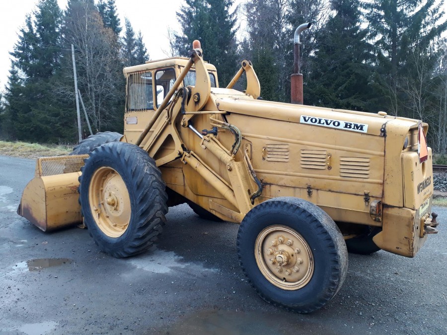 Klaravik Auktioner | Lastmaskin Volvo 225