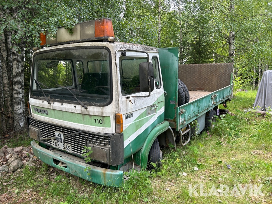 Lastbil Volvo F407 (1058504) - Hitta auktioner på BidPal