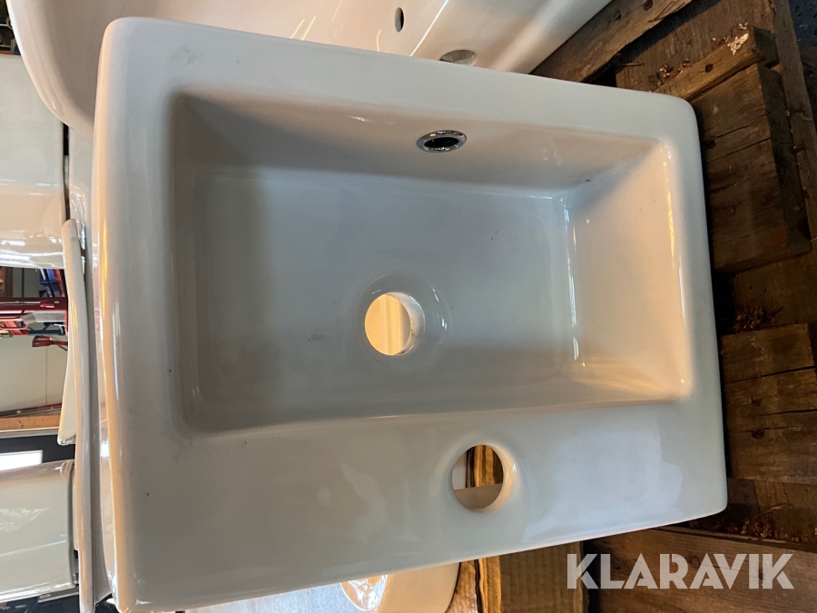 Wc / handfat / toalett, Huddinge, Klaravik auktioner