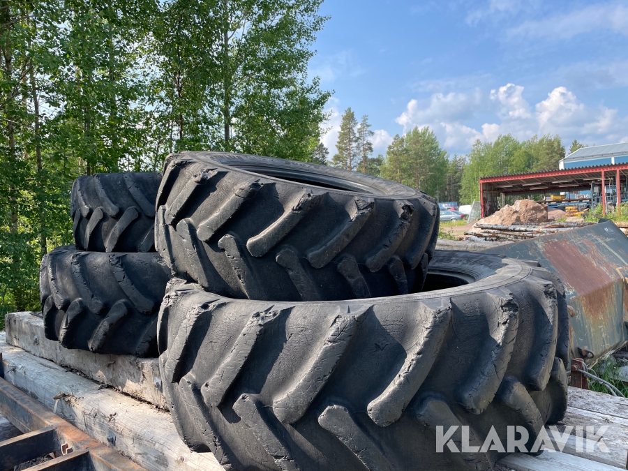 Traktordäck Nokian Multi plus, Mora, Klaravik auktioner