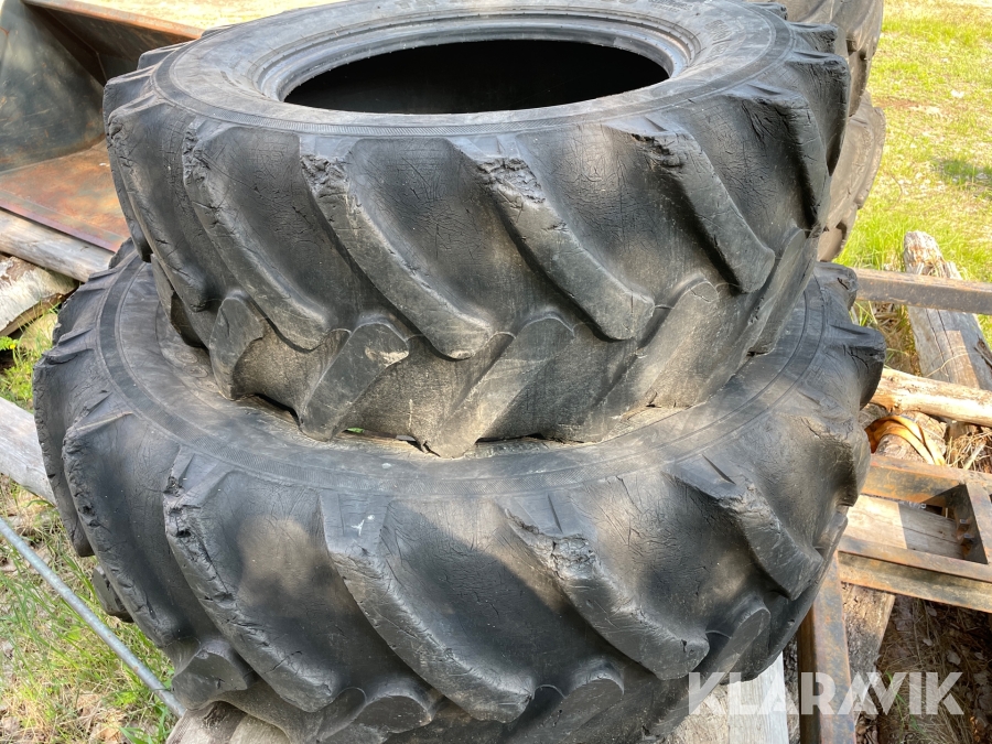 Traktordäck Nokian Multi plus, Mora, Klaravik auktioner