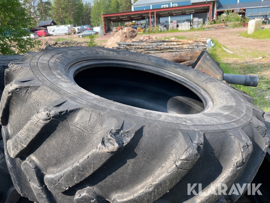 Traktordäck Nokian Multi plus, Mora, Klaravik auktioner