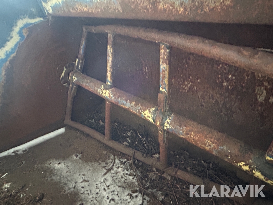 Foderskopa Tanco 1800mm, Säter, Klaravik auktioner