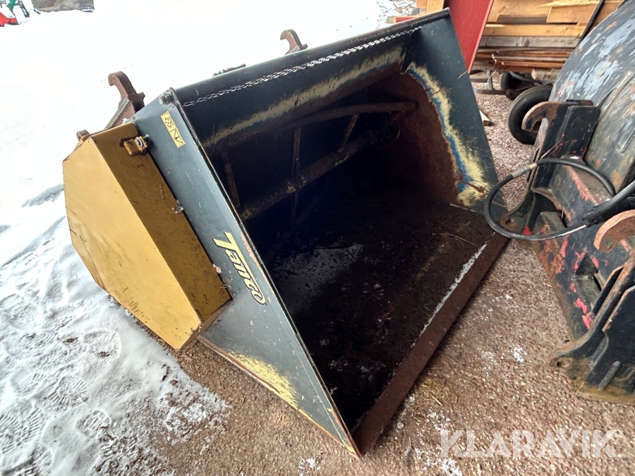 Foderskopa Tanco 1800mm, Säter, Klaravik auktioner