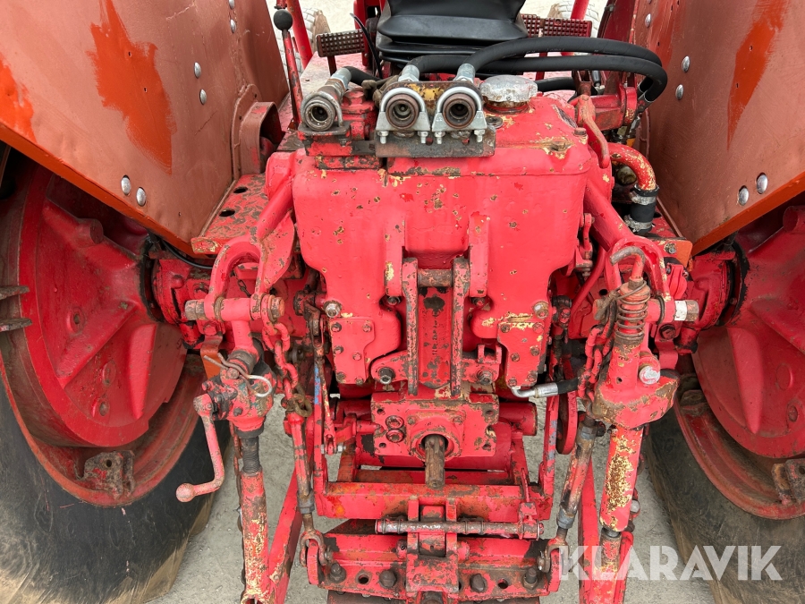 Veterantraktor Volvo BM 800, Svenljunga, Klaravik auktioner