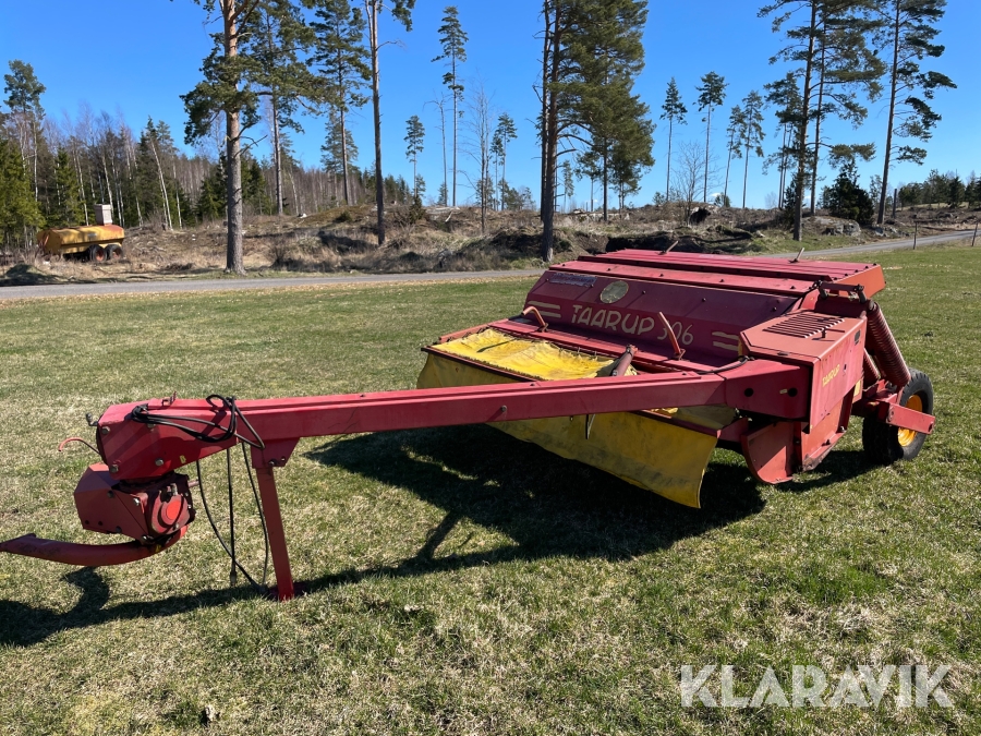 Slåtterkross Taarup 306, Eksjö, Klaravik auktioner