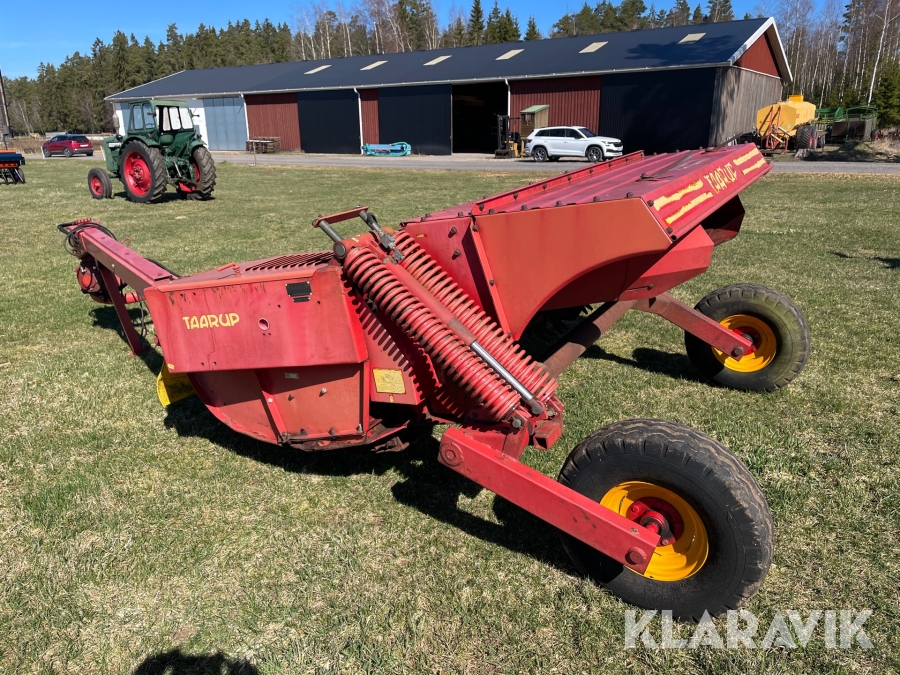 Slåtterkross Taarup 306, Eksjö, Klaravik auktioner