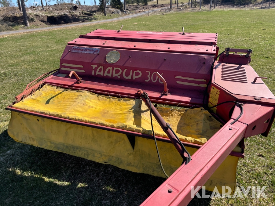 Slåtterkross Taarup 306, Eksjö, Klaravik auktioner