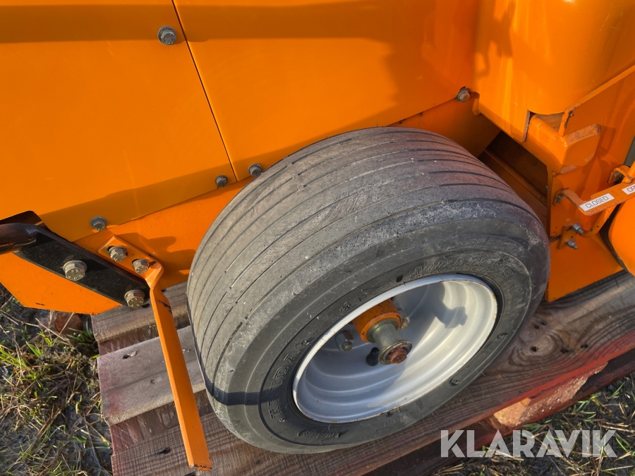 Klaravik Auktioner | Jordfräs Sisis Rotorake 600