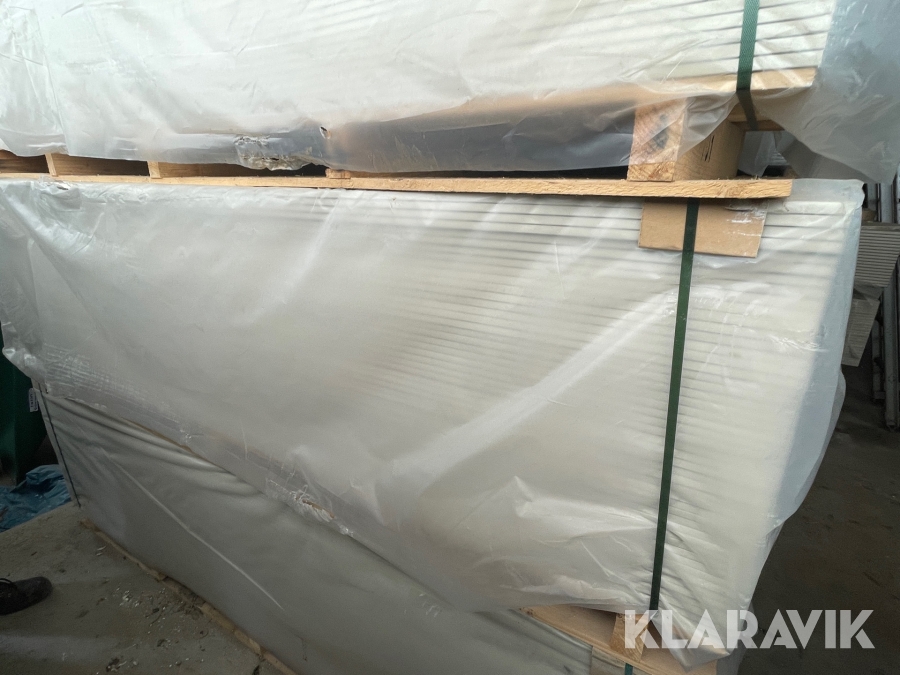 Golvgips 60x240, Uppsala, Klaravik auktioner