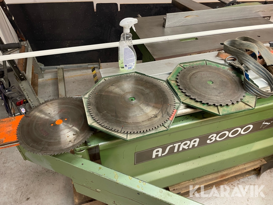 Justersåg SC3000, Stockholm, Klaravik auktioner