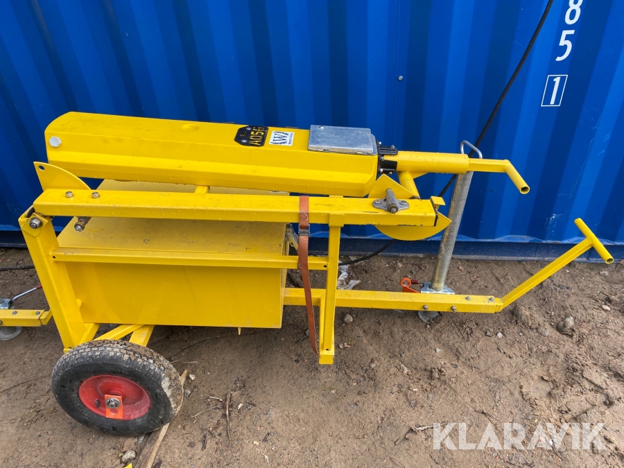 Klaravik Auktioner | Trafikljus 2 st Berlex R6