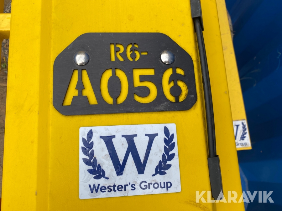 Klaravik Auktioner | Trafikljus 2 st Berlex R6