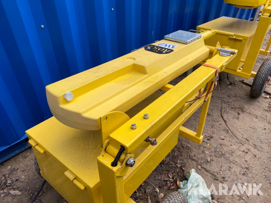 Klaravik Auktioner | Trafikljus 2 st Berlex R6