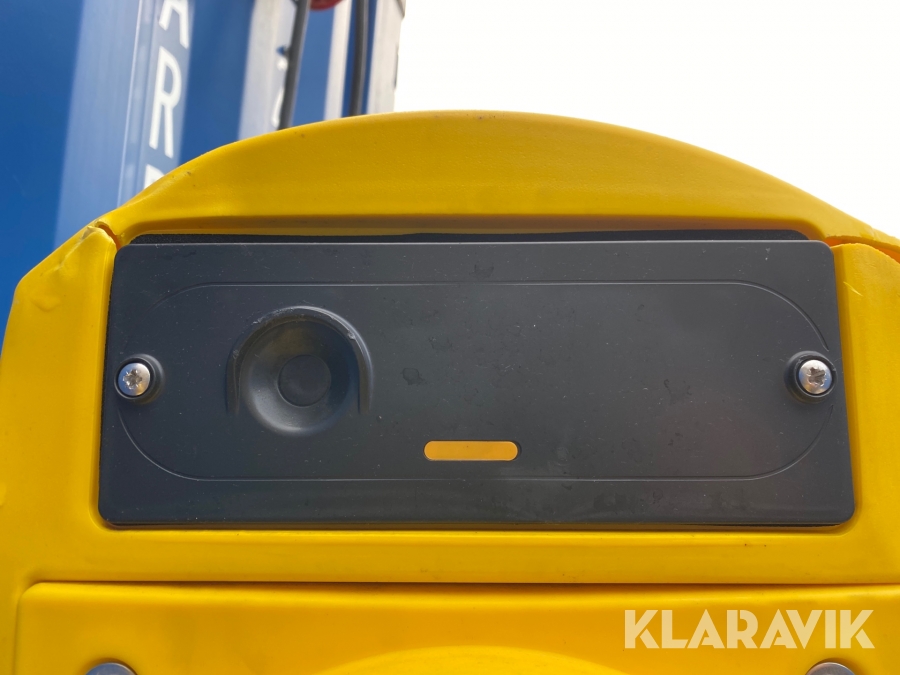 Klaravik Auktioner | Trafikljus 2 st Berlex R6