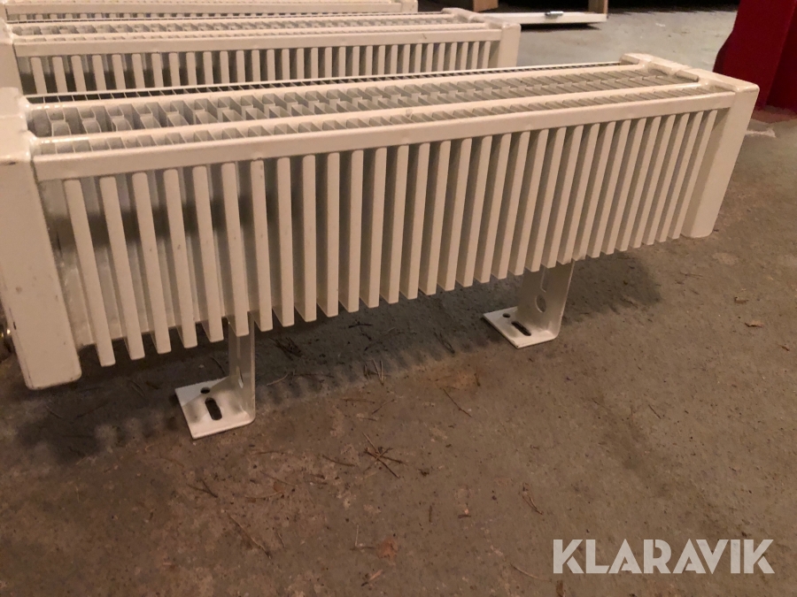 Klaravik Auktioner | Radiatorer vattenburna