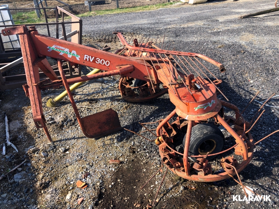 Klaravik Auktioner | Hövändare & strängläggare Fransgård RV300