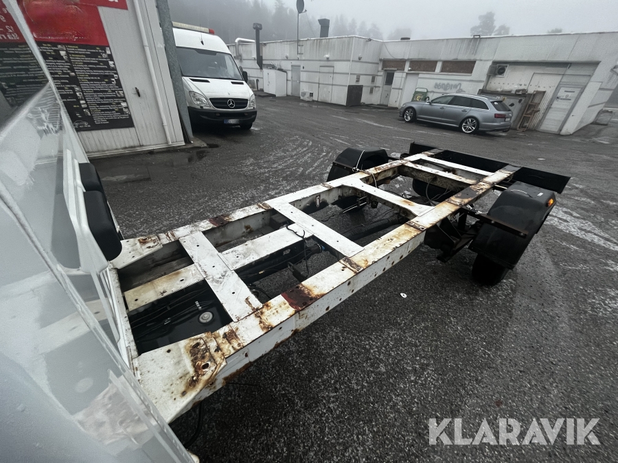 Flakbil Ford Transit, Västerås, Klaravi