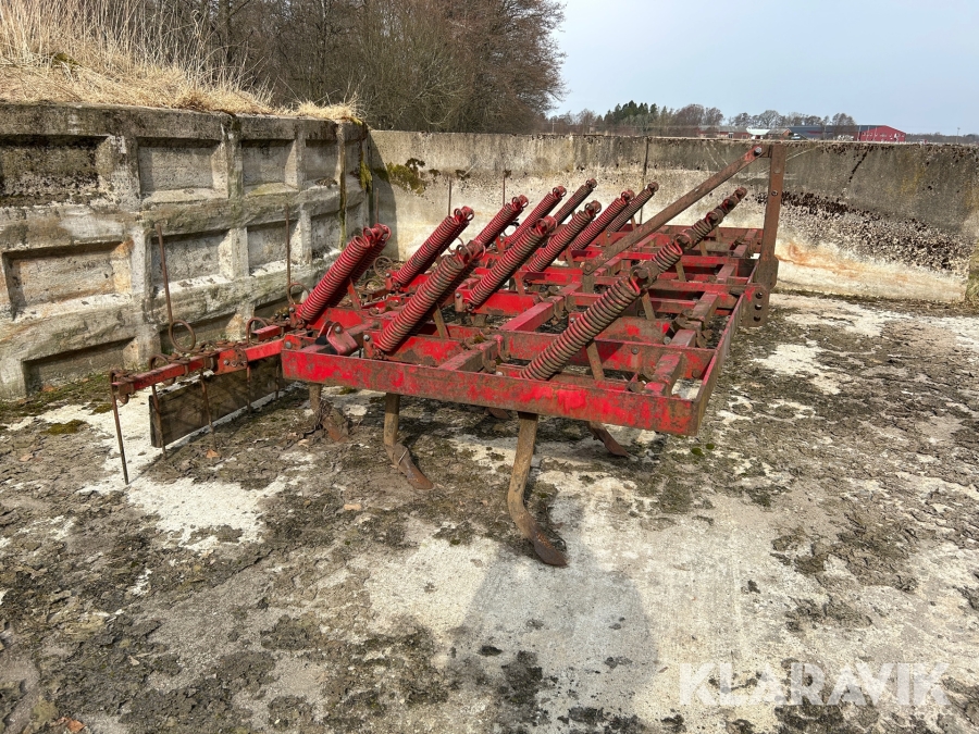 Kultivator harv Lilla Harrie, Vara, Klaravik auktioner