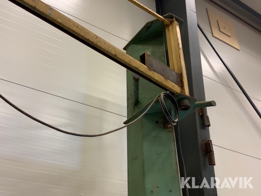 Pelarsvängkran, Kalmar, Klaravik auktioner