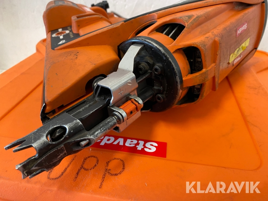 Klaravik Auktioner | Spikpistol gas Paslode IM90