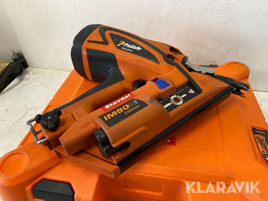 Klaravik Auktioner | Spikpistol gas Paslode IM90