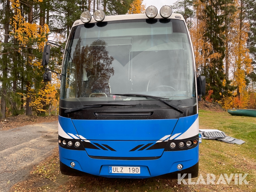 Racebuss Volvo B12m carrus