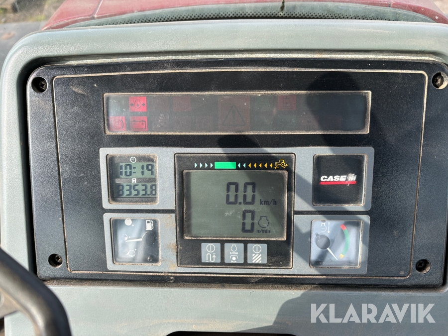Traktor Case MX170, Mörbylånga, Klaravik auktioner