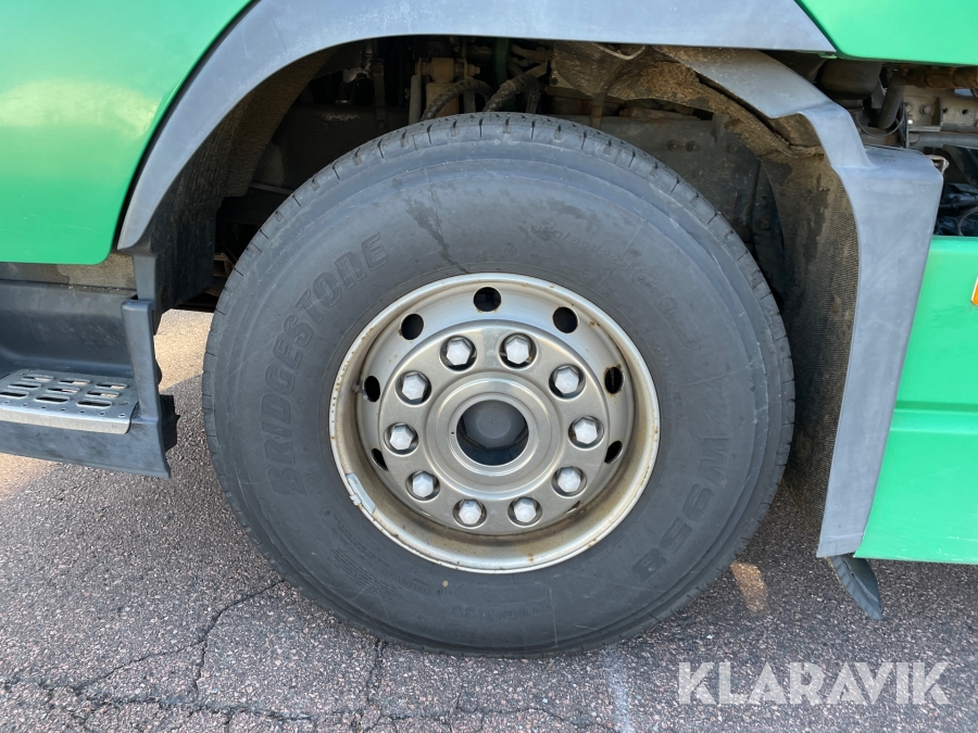 Lastväxlarekipage Volvo FH 480 med 2 containrar