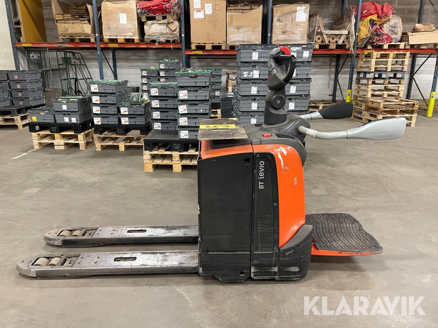 Låglyftande truck BT LPE250, Hultsfred, Klaravik auktioner