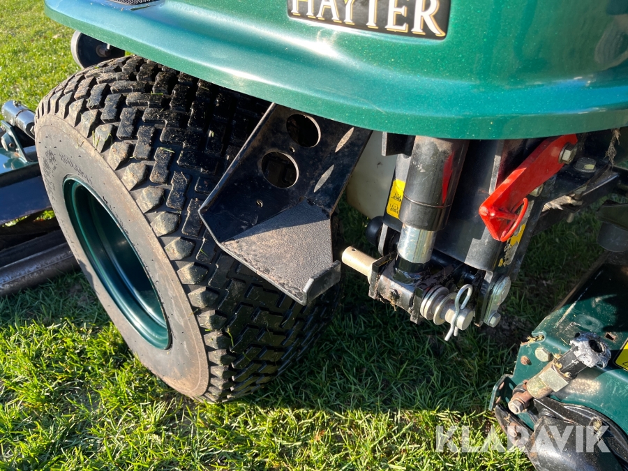 Åkgräsklippare Hayter LT324 4WD, Västervik, Klaravik auktion