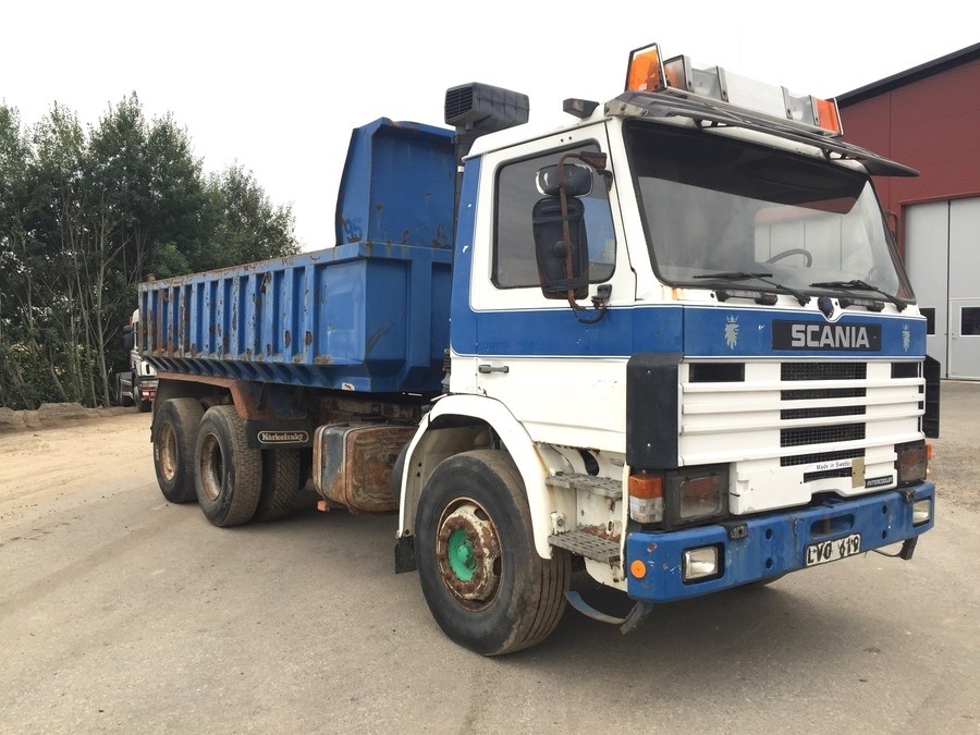 Tippbil Scania P112 HL