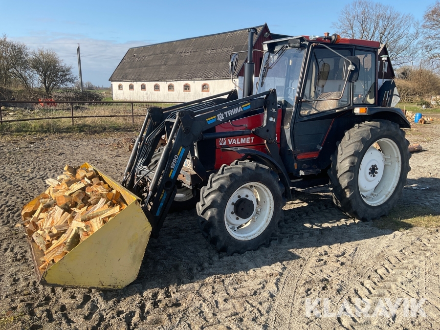 Traktor Valmet 455, Vellinge, Klaravik auktioner