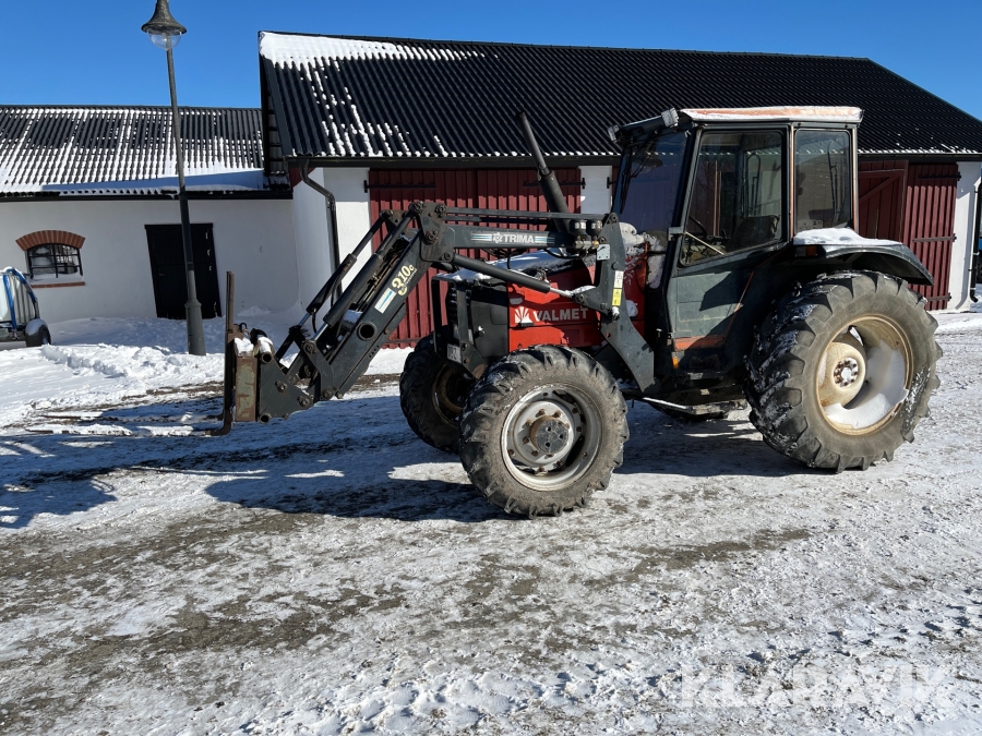 Traktor Valmet 455 Turbo, Kungsbacka, Klaravik auktioner