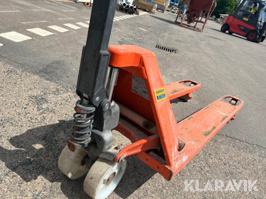 Pallyft Toyota LHM230Q, Svalöv, Klaravik auktioner