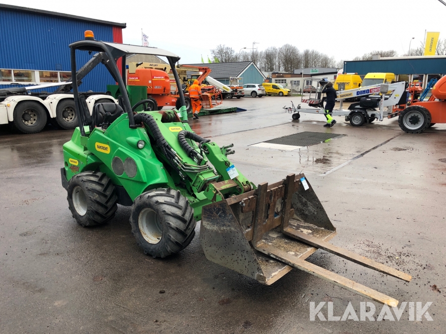 Kompaktlastare Avant 630