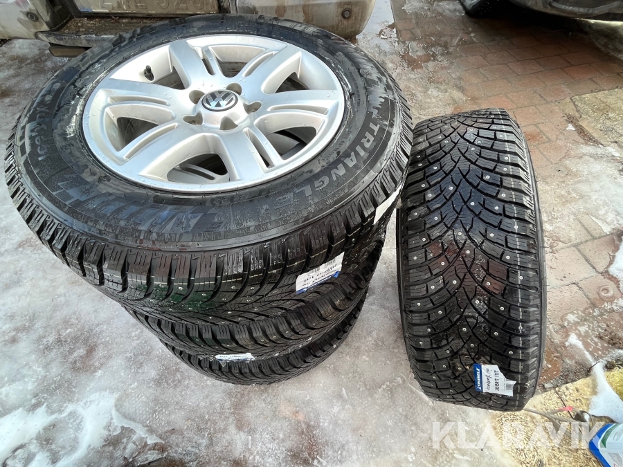 Dubbdäck Triangle Icelynx, Sigtuna, Klaravik auktioner