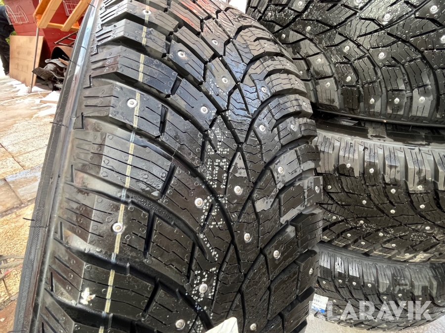 Dubbdäck Triangle Icelynx, Sigtuna, Klaravik auktioner