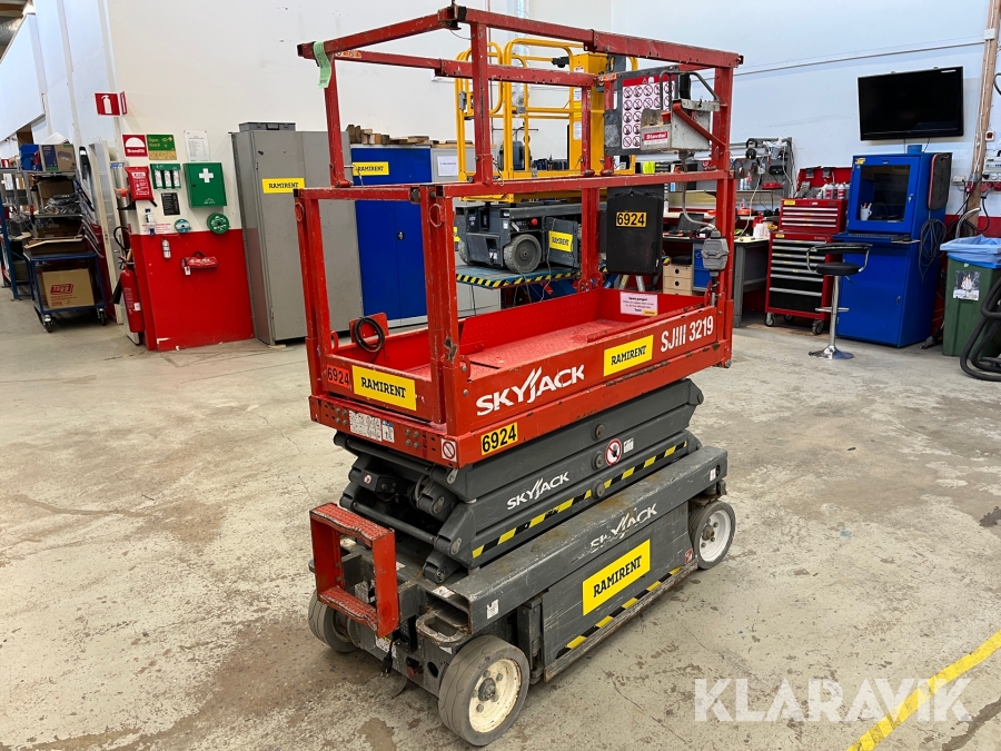 Saxlift Skyjack 3219, Järfälla, Klaravik auktioner
