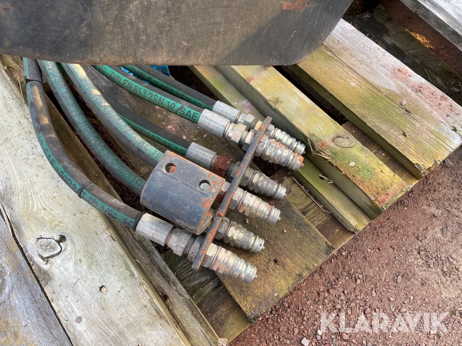 Klaravik Auktioner | Lastare Ålö Quicke Q960