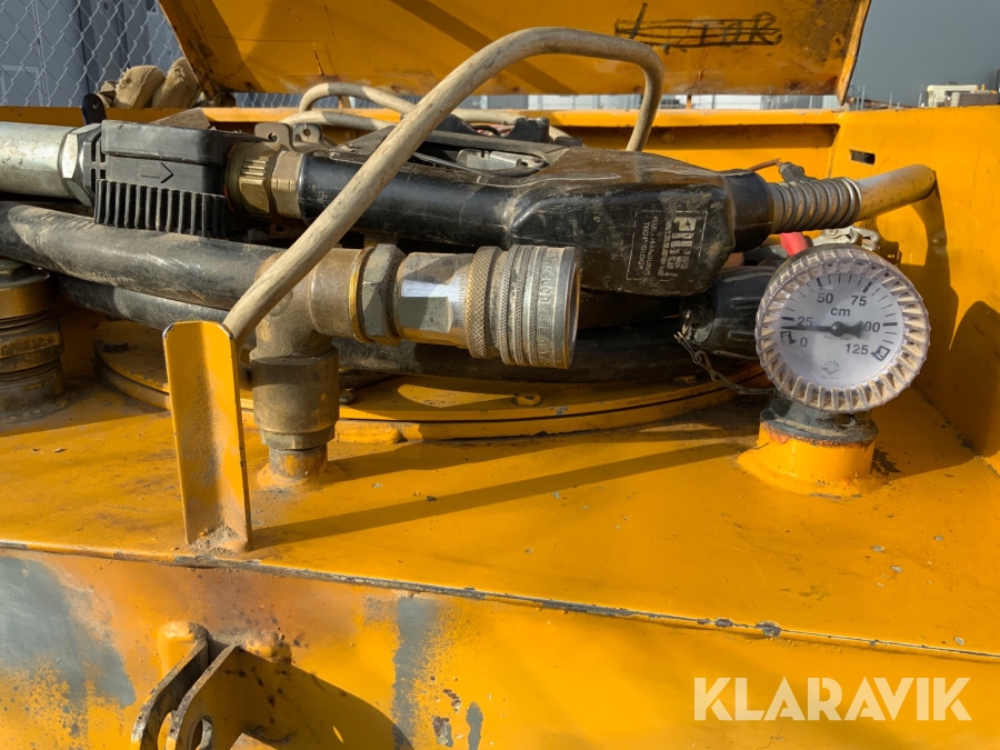Dieseltank Wikers 2000 L, Kalmar, Klaravik auktioner