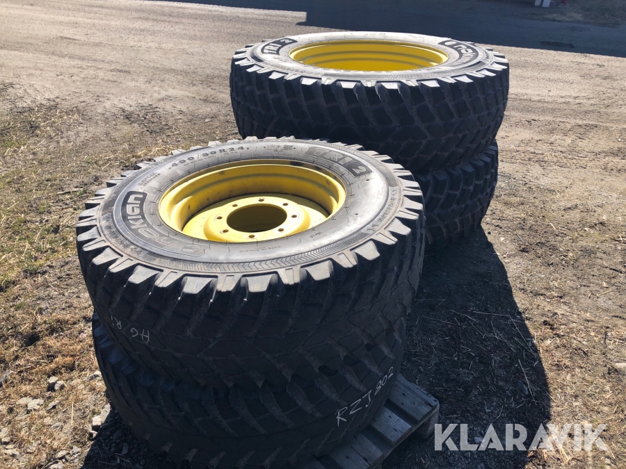 Klaravik Auktioner | Traktordäck Nokian 480/80R34 / 400/80R24