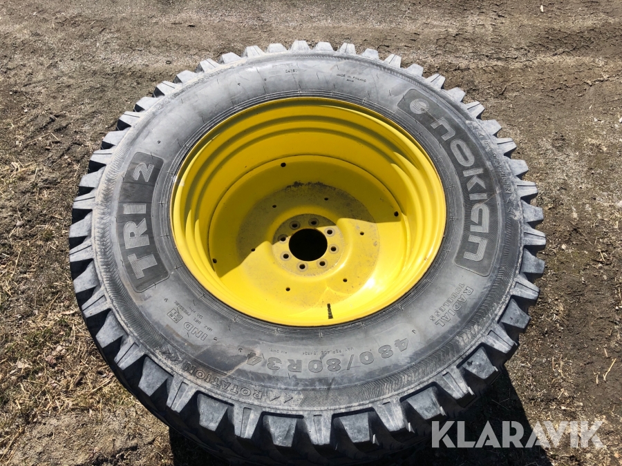 Klaravik Auktioner | Traktordäck Nokian 480/80R34 / 400/80R24
