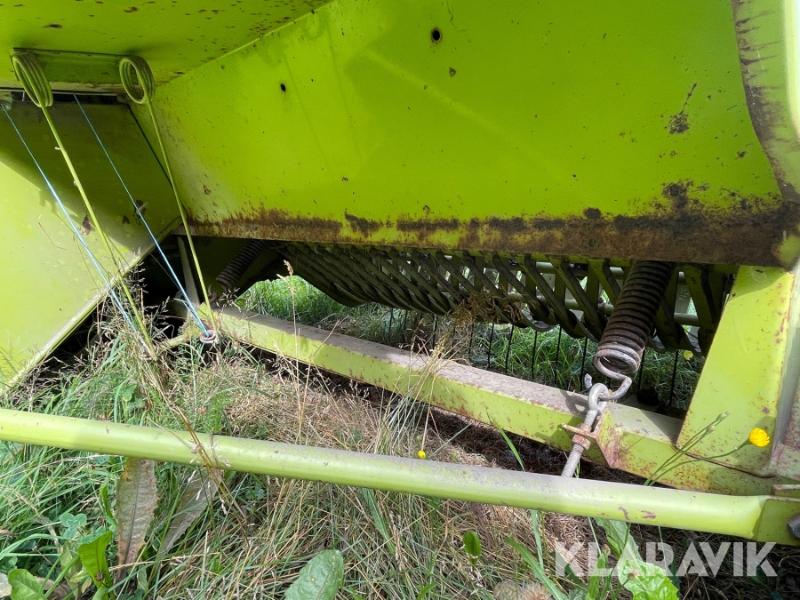 Småbalspress Claas Markant 40, Uppsala, Klaravik auktioner