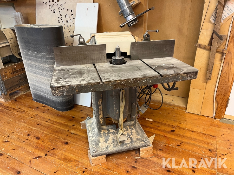 Bordsfräs Värnamo Maskin AB, Norrtälje, Klaravik auktioner